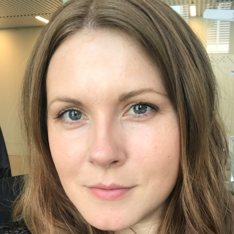 Sigrun Margrethe Hjelle | Ecrin